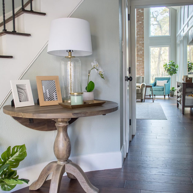 Jozy dining table store