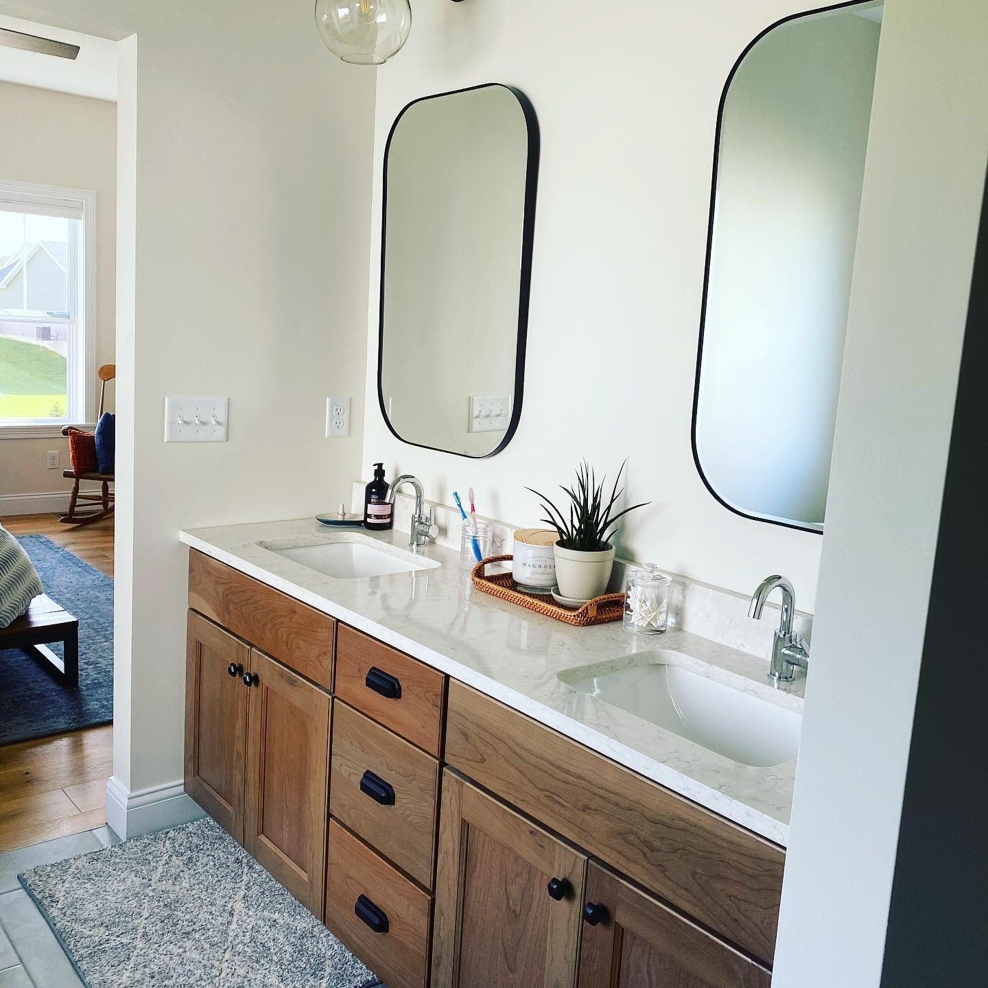 Edge Black Rounded Rectangle Wall Mirror 36"x24" | Crate & Barrel