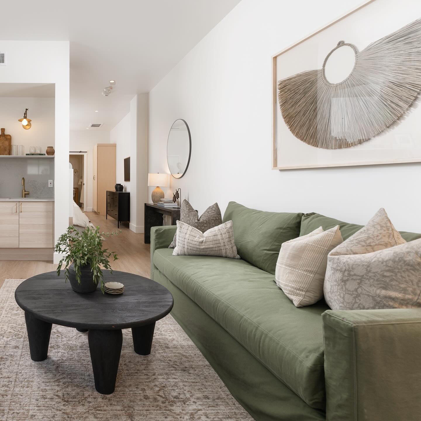 Rivera Slipcovered Sofa 94" + Reviews | Crate & Barrel